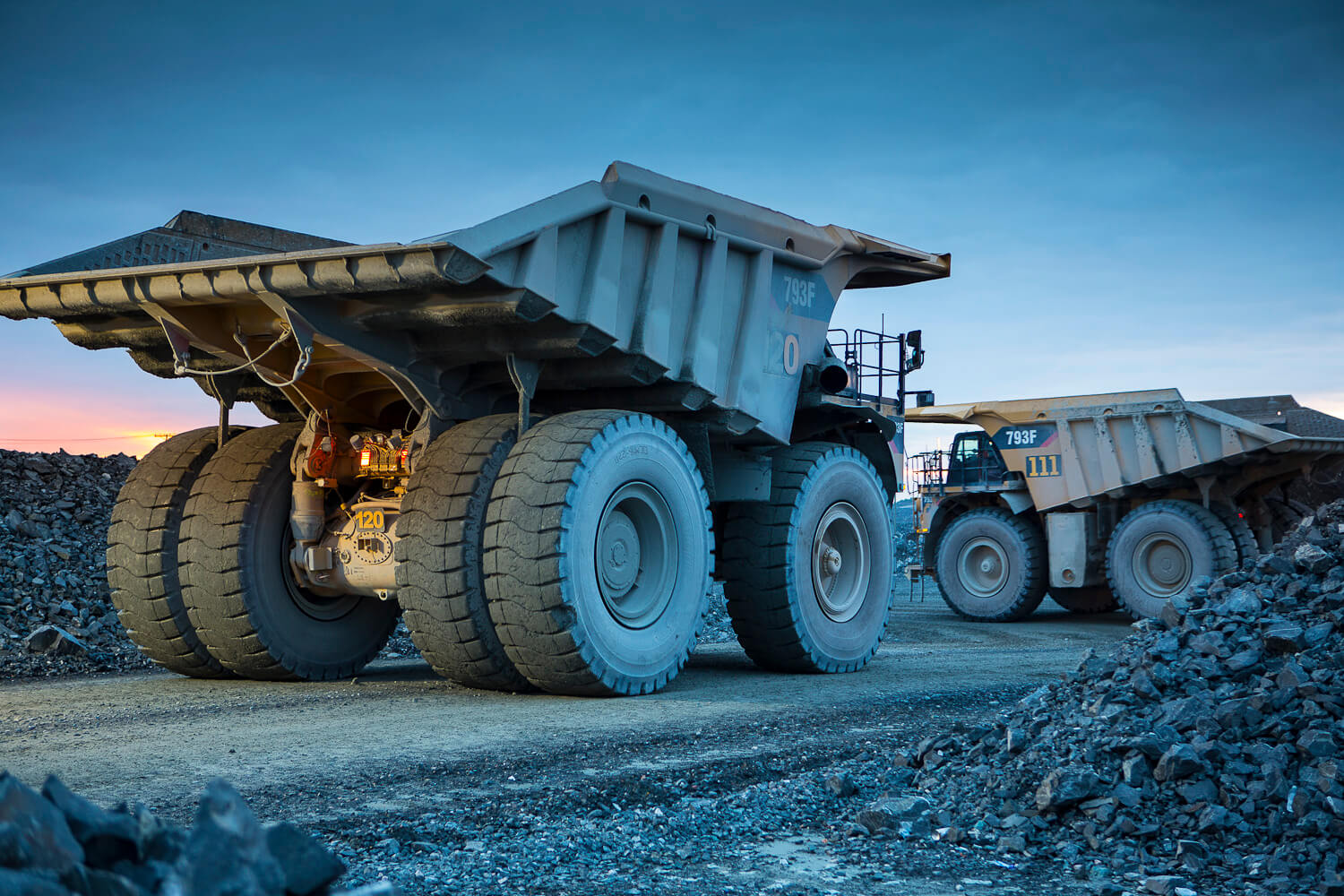 Commodity-TV | TV Channel - Mining companies + experts...
