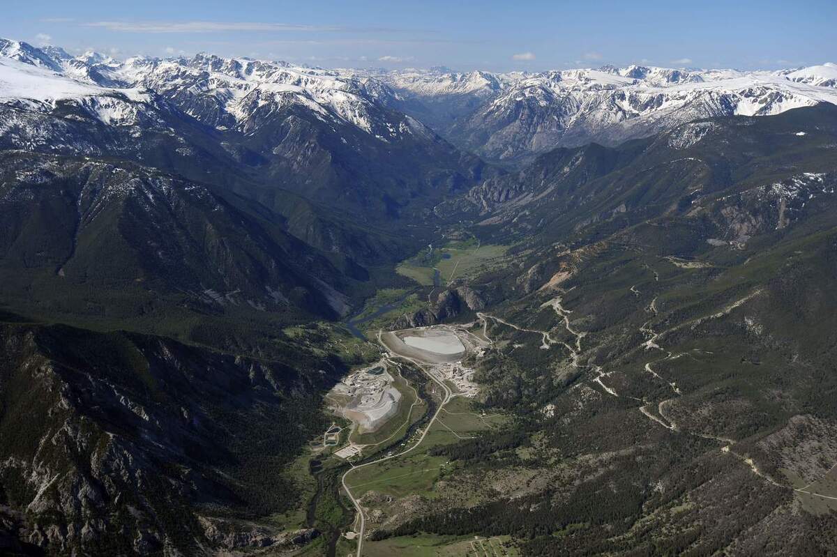 Sibanye-Stillwater begins repositioning its US PGM operations for lower ...