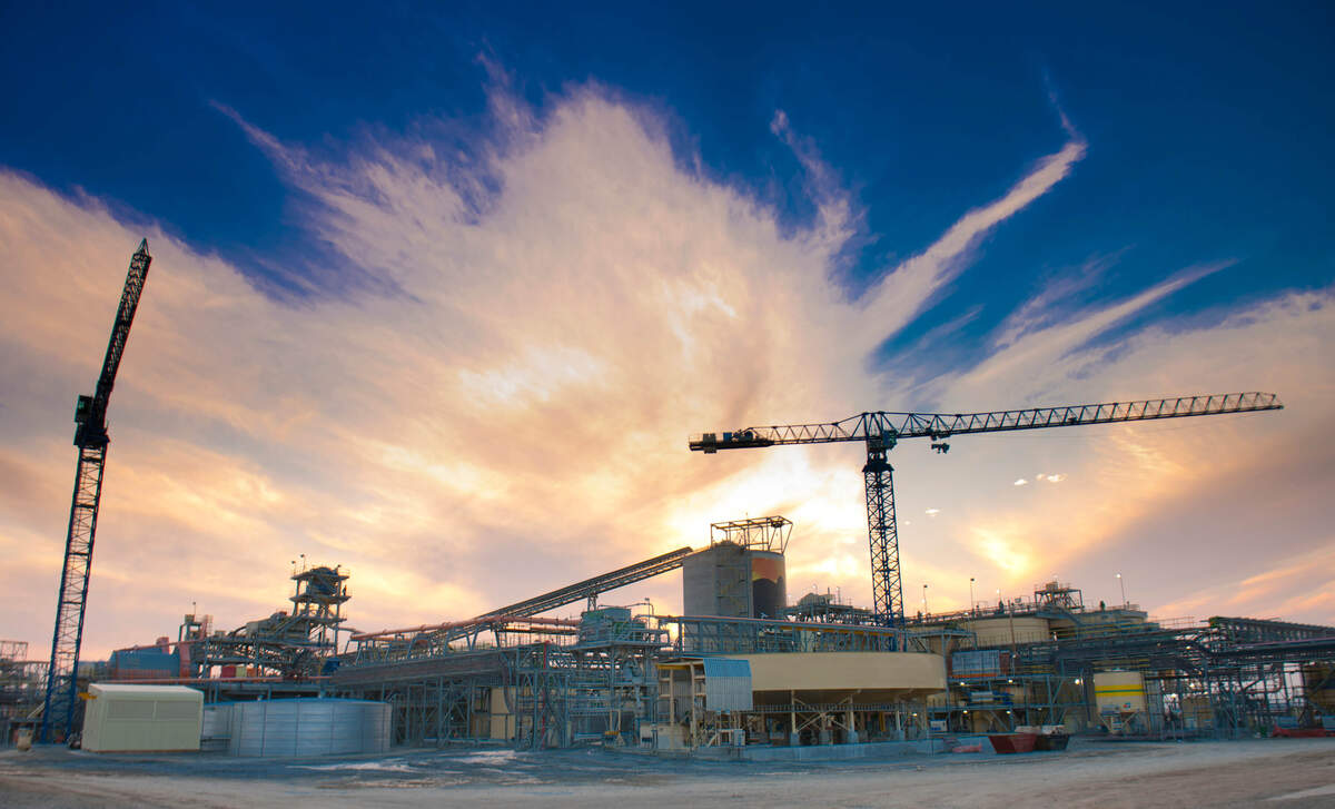 Silver, gold, and platinum prices – new highs in sight